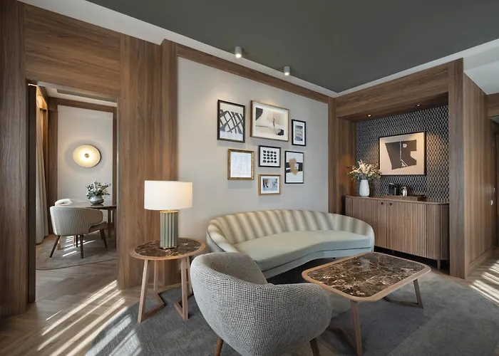 AC HOTEL CUZCO MADRID