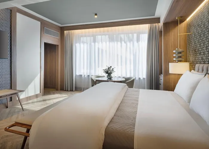 AC HOTEL CUZCO MADRID